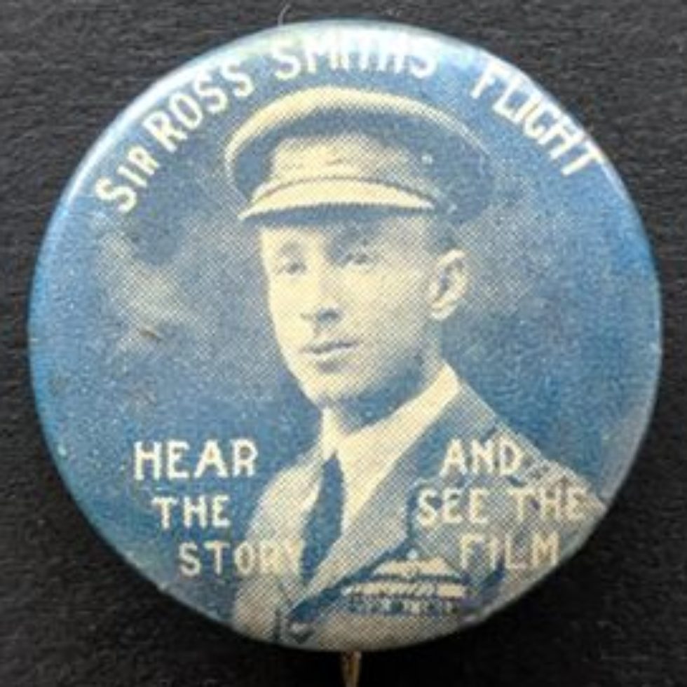Sir Ross Smith button – Andrew Bennett – Vickers Vimy
